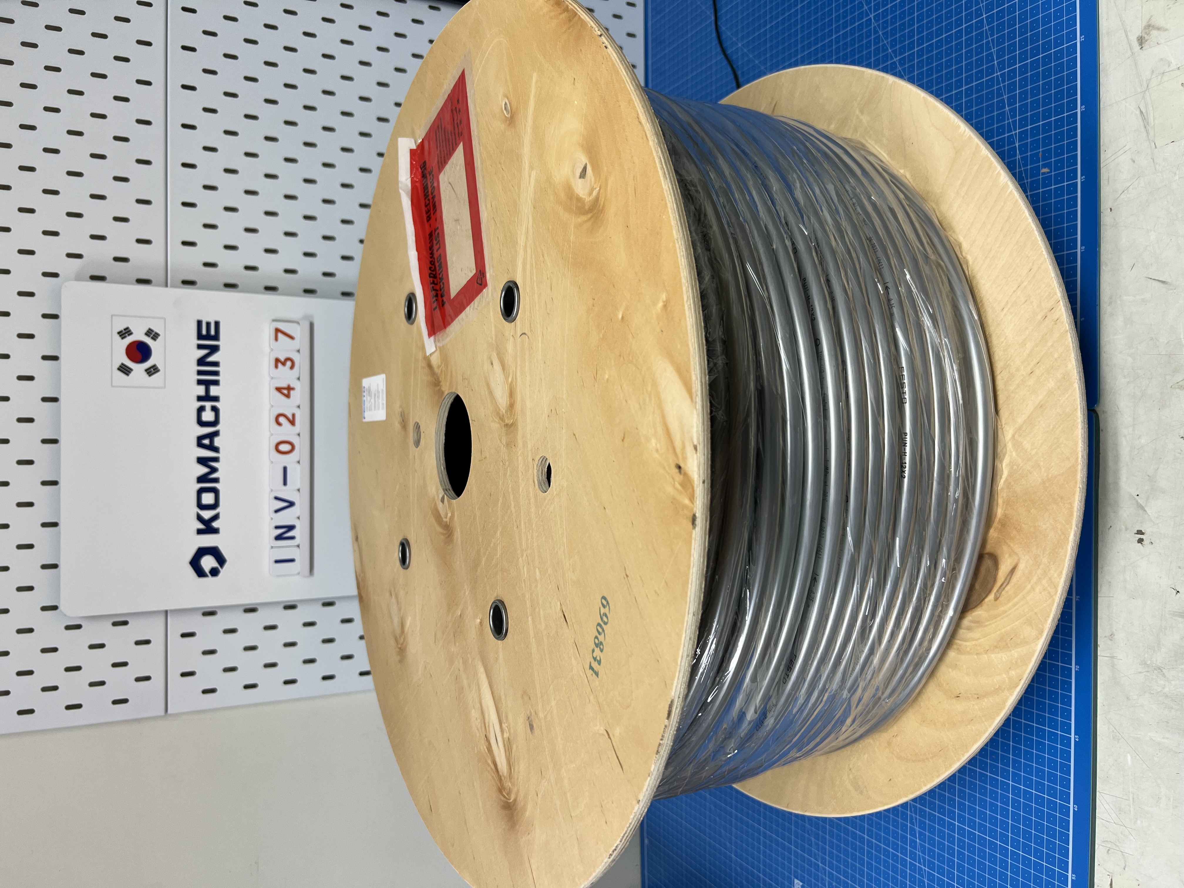 PUN-H-12X2-SI-200 / Plastic Tubing