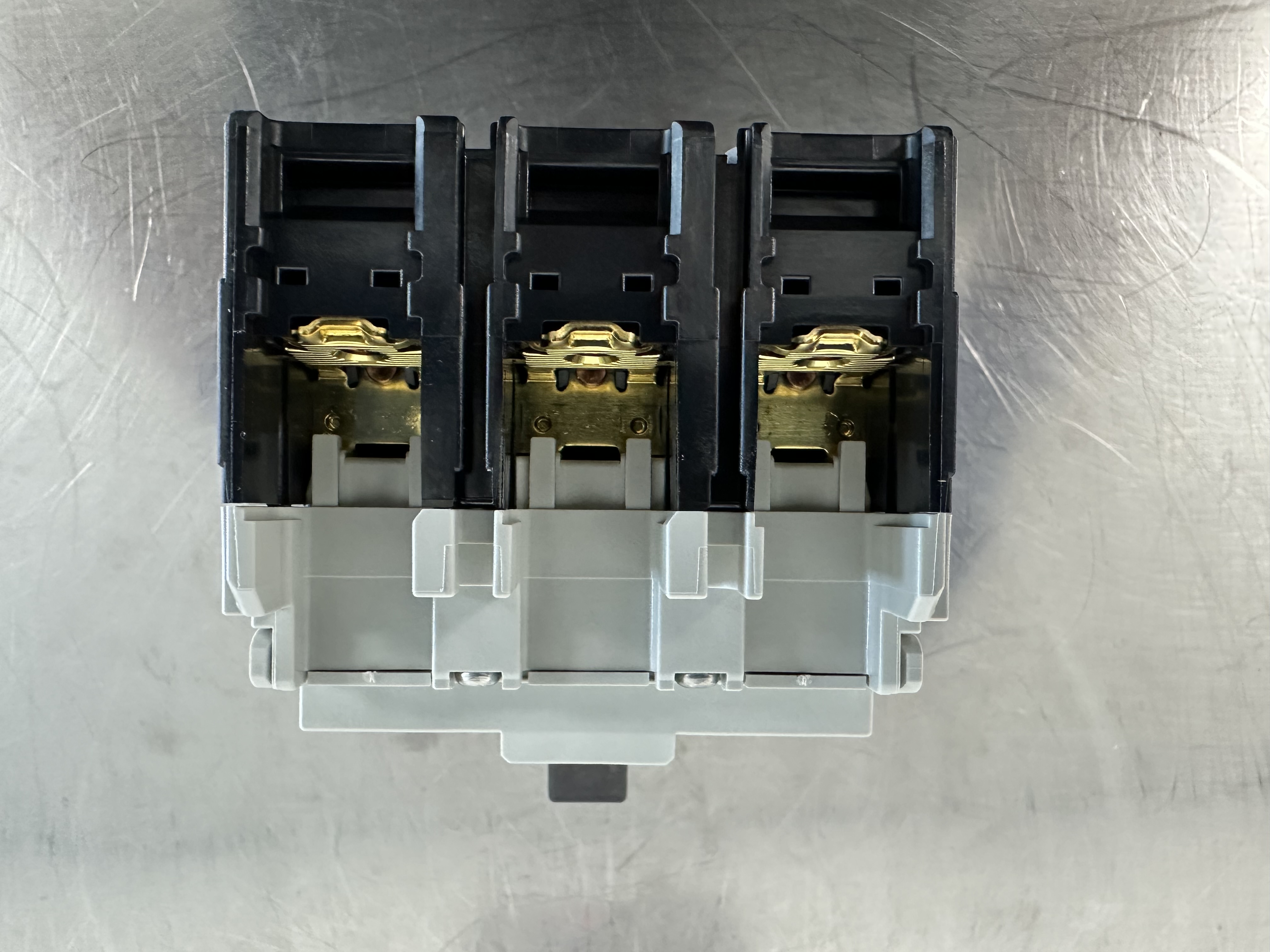 BW32SAG-3P010 / MCCB Auto Breaker / FUJI ELECTRIC