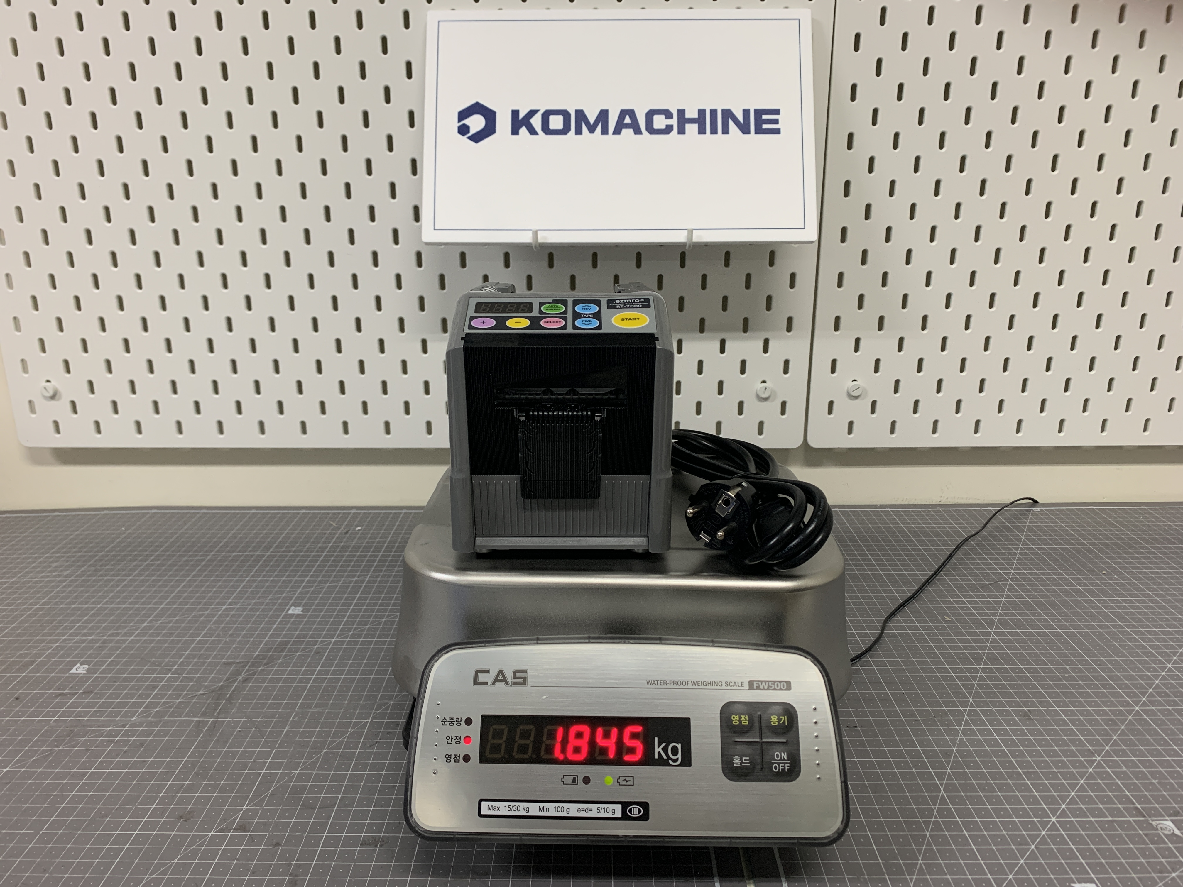 RT-7000 / Tape Dispenser / EZMRO