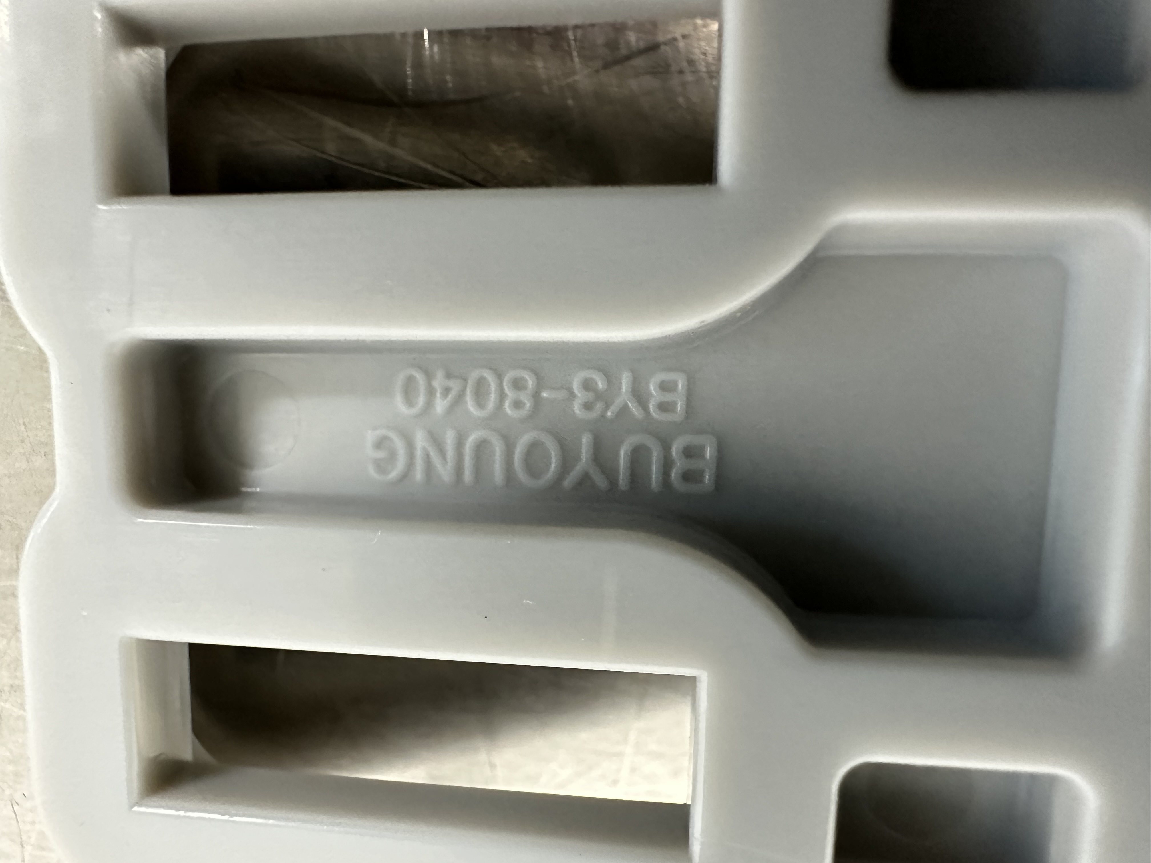 BY3-8040 / Magnetic Catch / BUYOUNG METAL