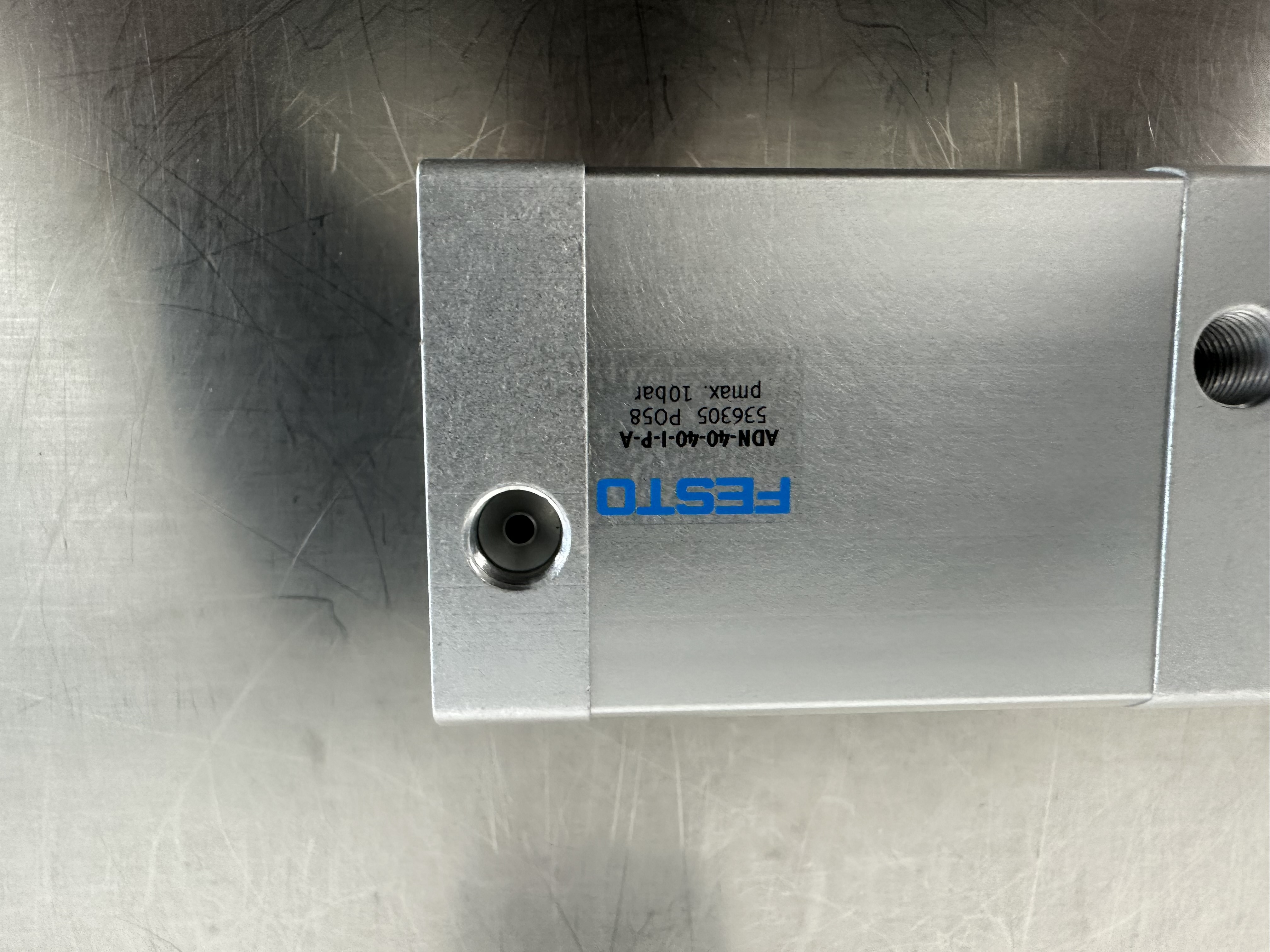 ADN-40-40-I-P-A / Cylinder / FESTO