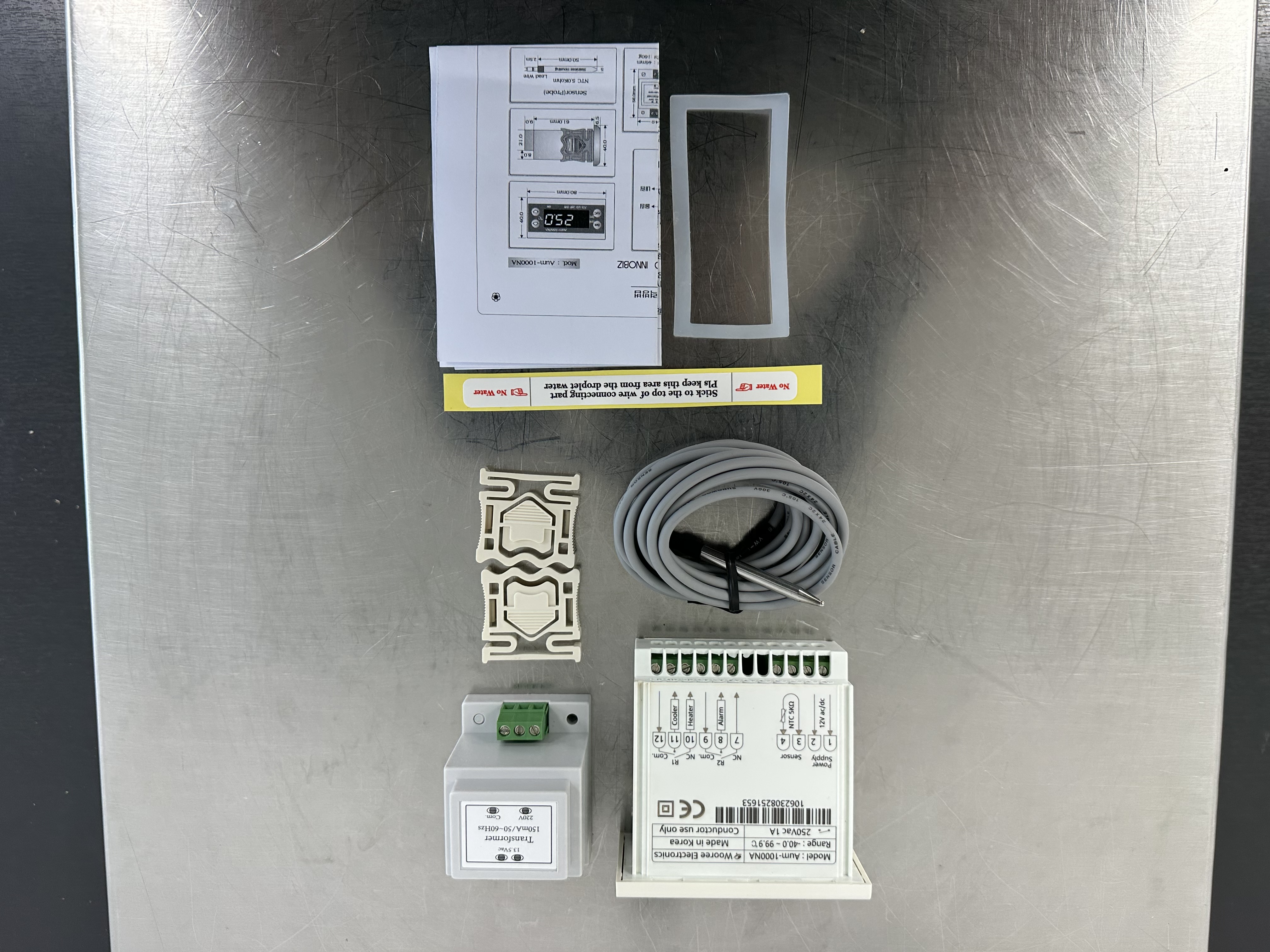 AUM-1000NA / Temperature Controller / WOOREE ELECTRONICS