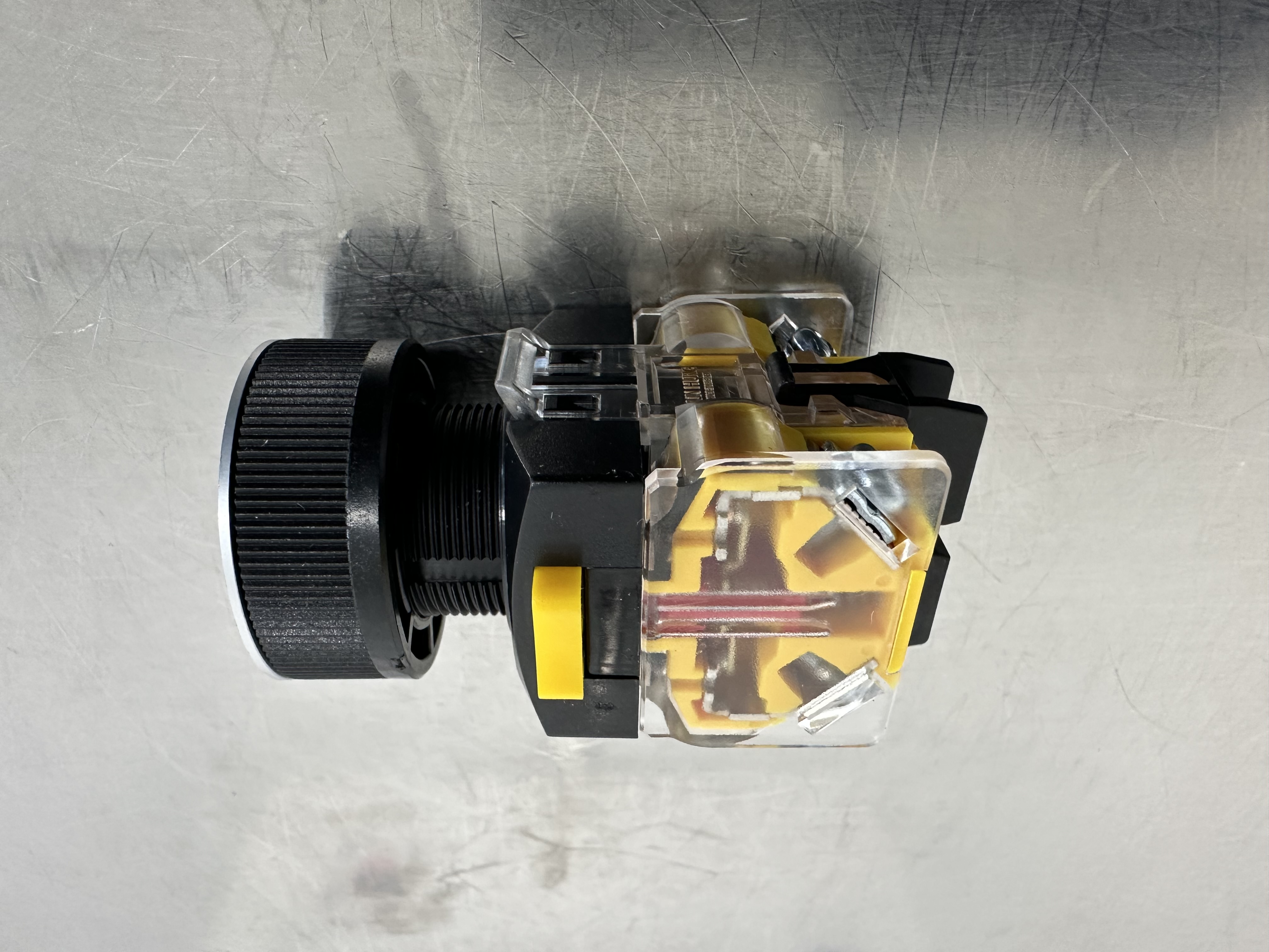 NF30-BA3CW11 / KOINO Safety Switch / KUN HUNG ELECTRIC (KOINO)
