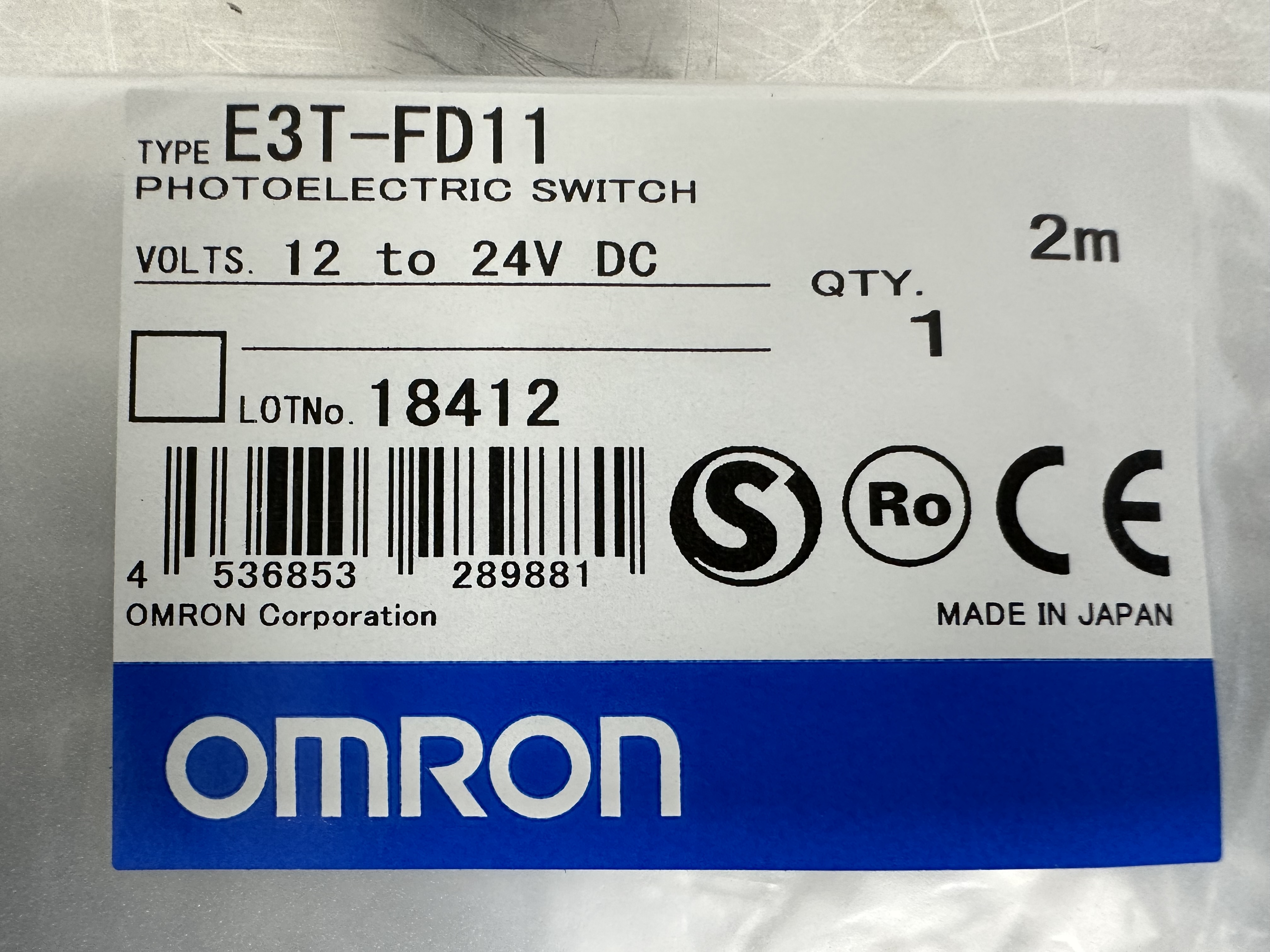 E3T-FD11 2M / Photoelectric Sensor / OMRON