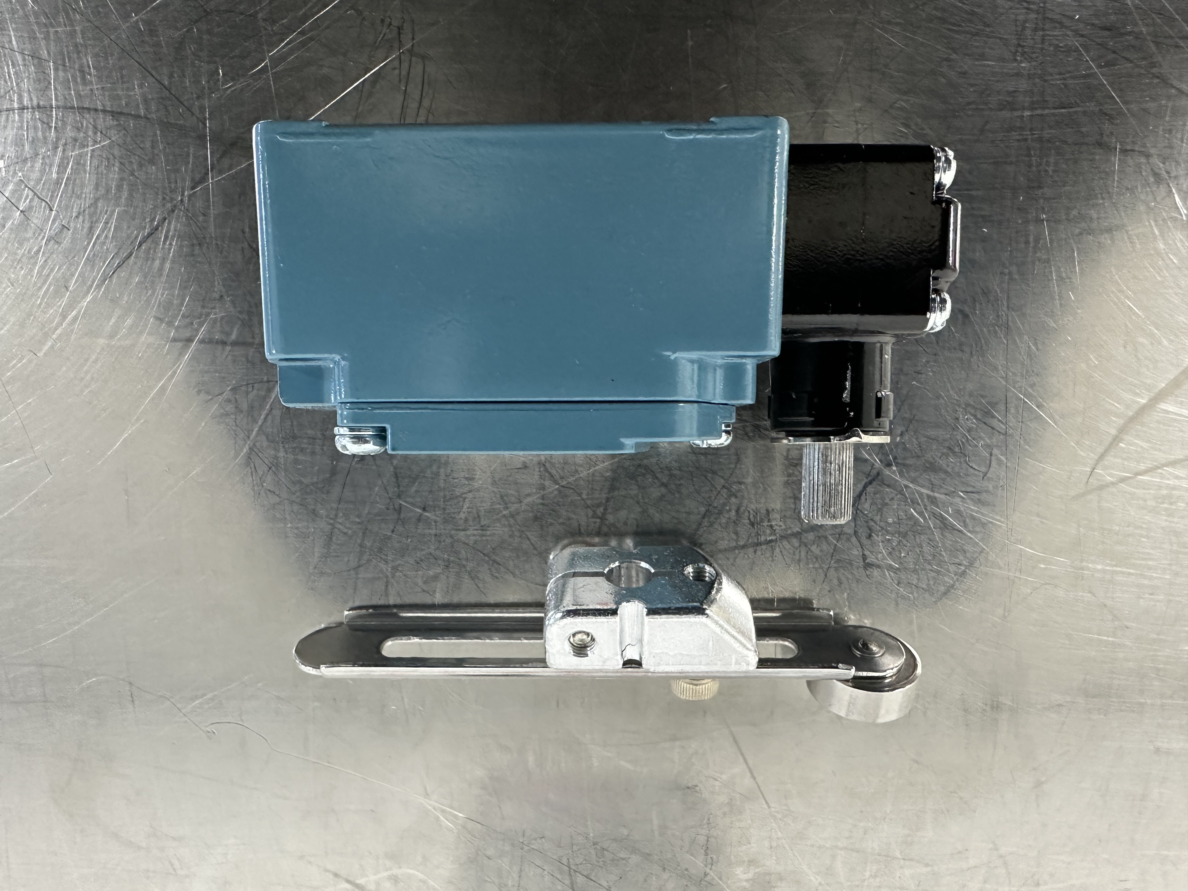 SZL-WLC-BL3 / Limit Switch / HONEYWELL