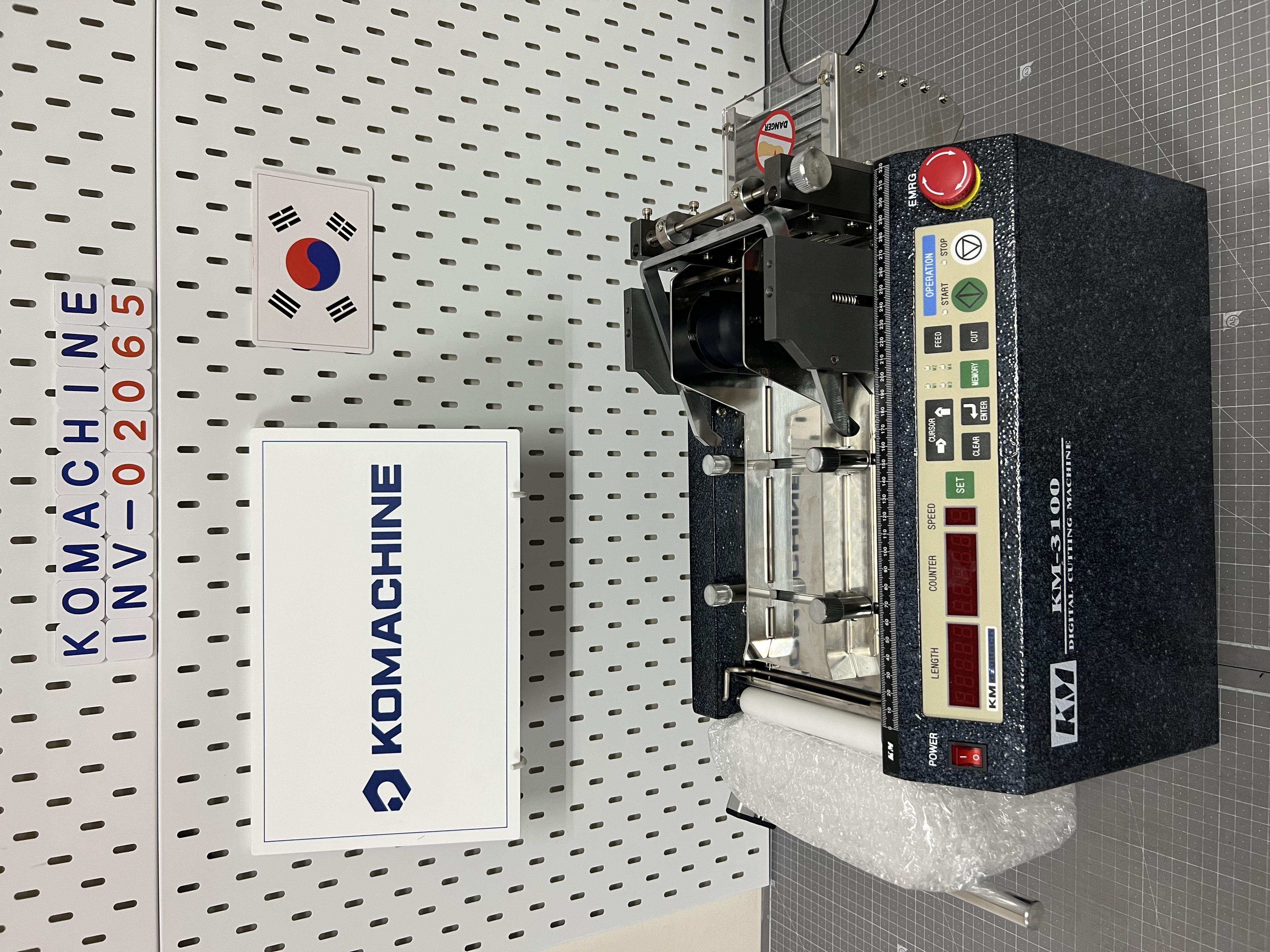 KM-3100 / Digital Cutting Machine / KM DIGITECH