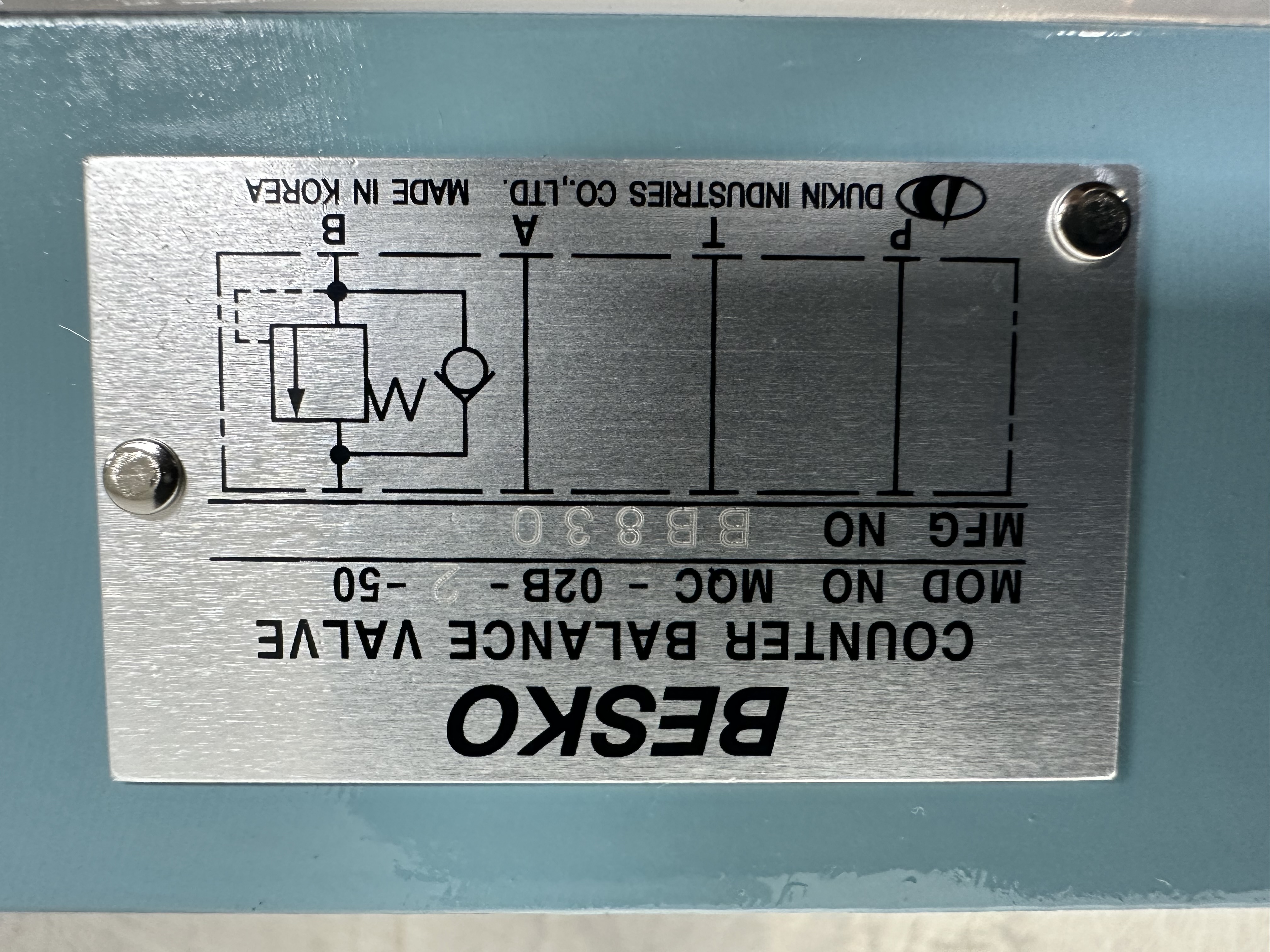 MQC-02B-2-50 / Counter Balance Valve / DUKIN INDUSTRIES (BESKO)