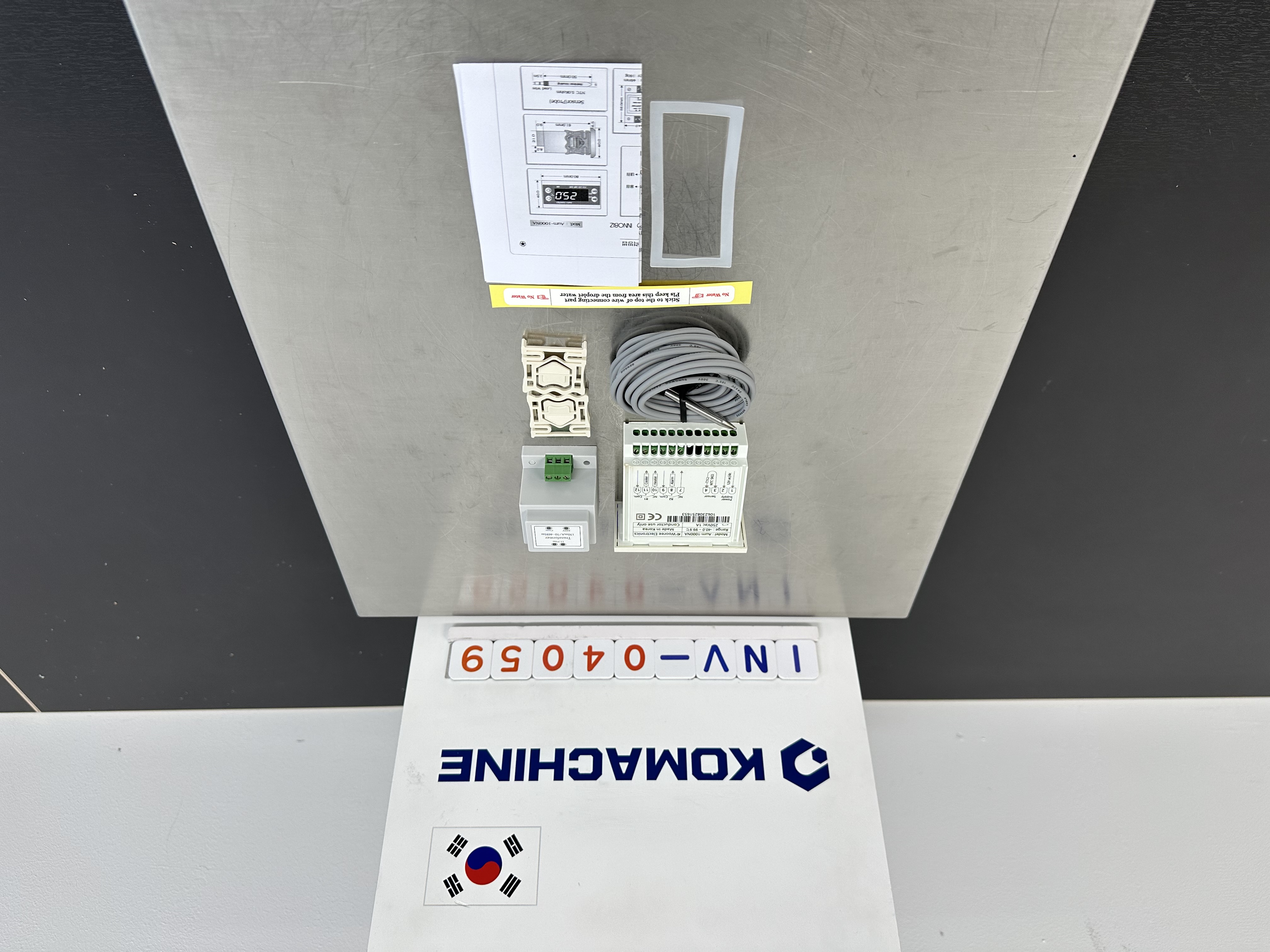 AUM-1000NA / Temperature Controller / WOOREE ELECTRONICS