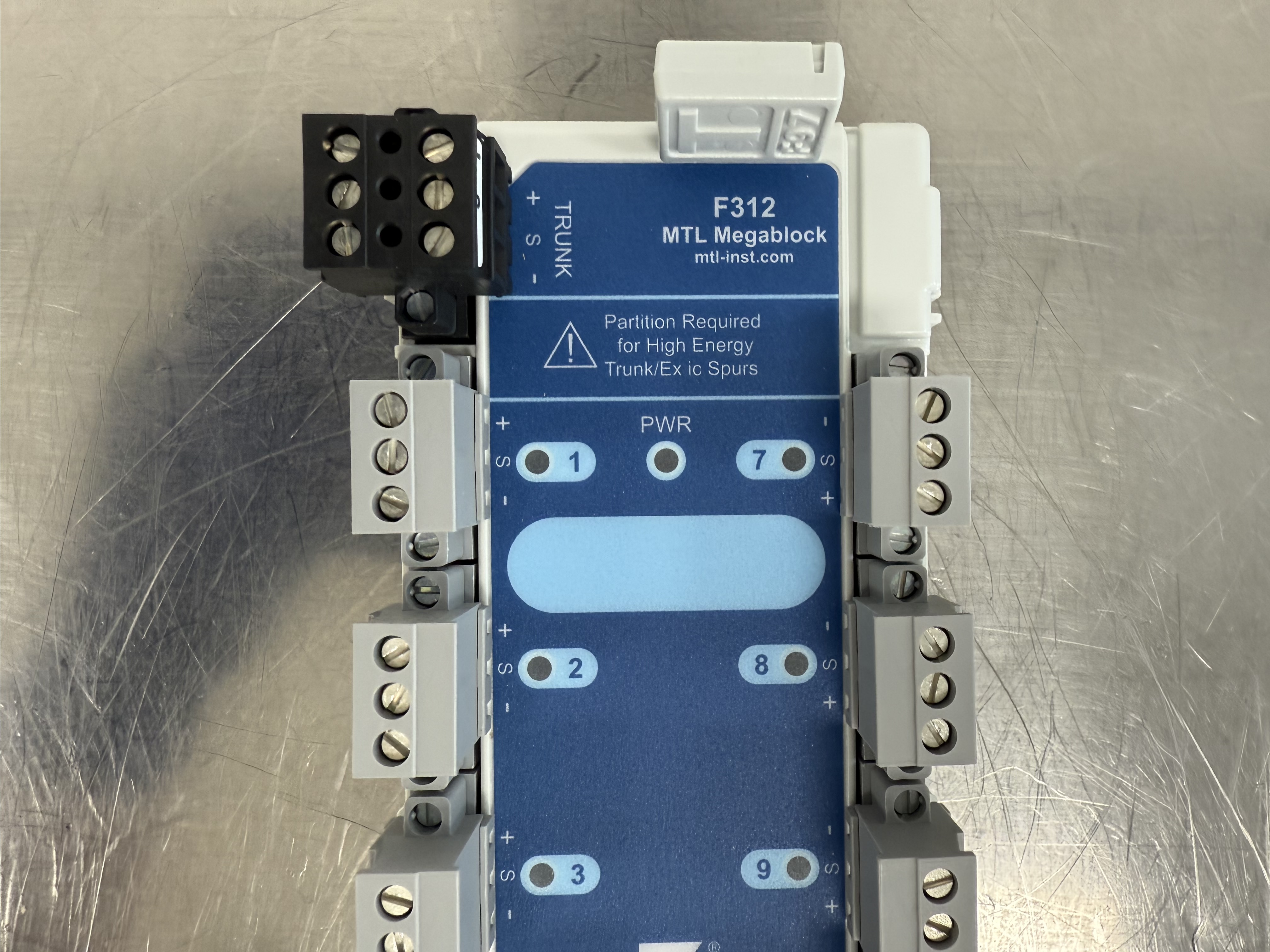 F312 / 12-Way Megablock F300 / EATON