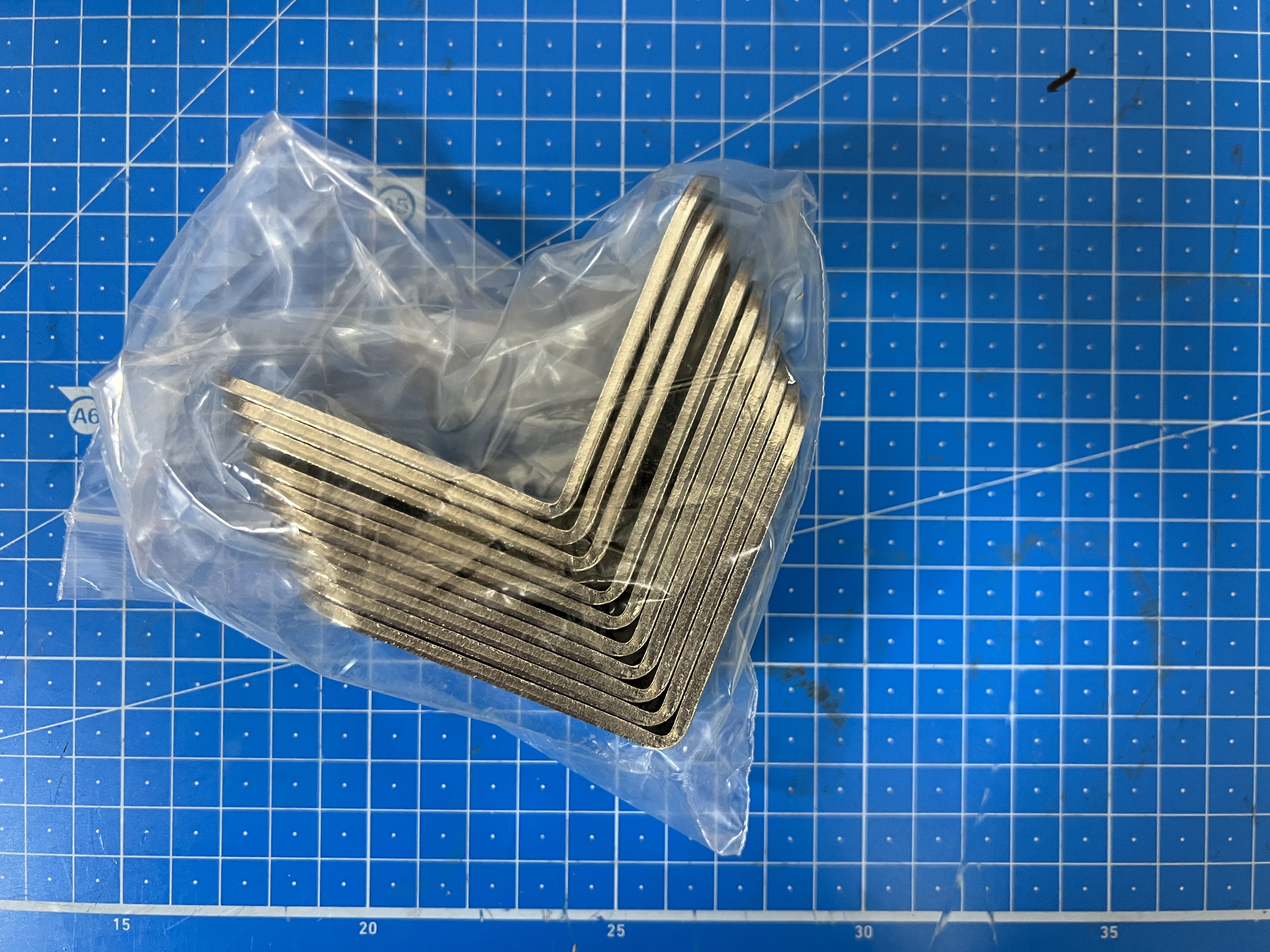 LB18 / Mouting Bracket / QLIGHT