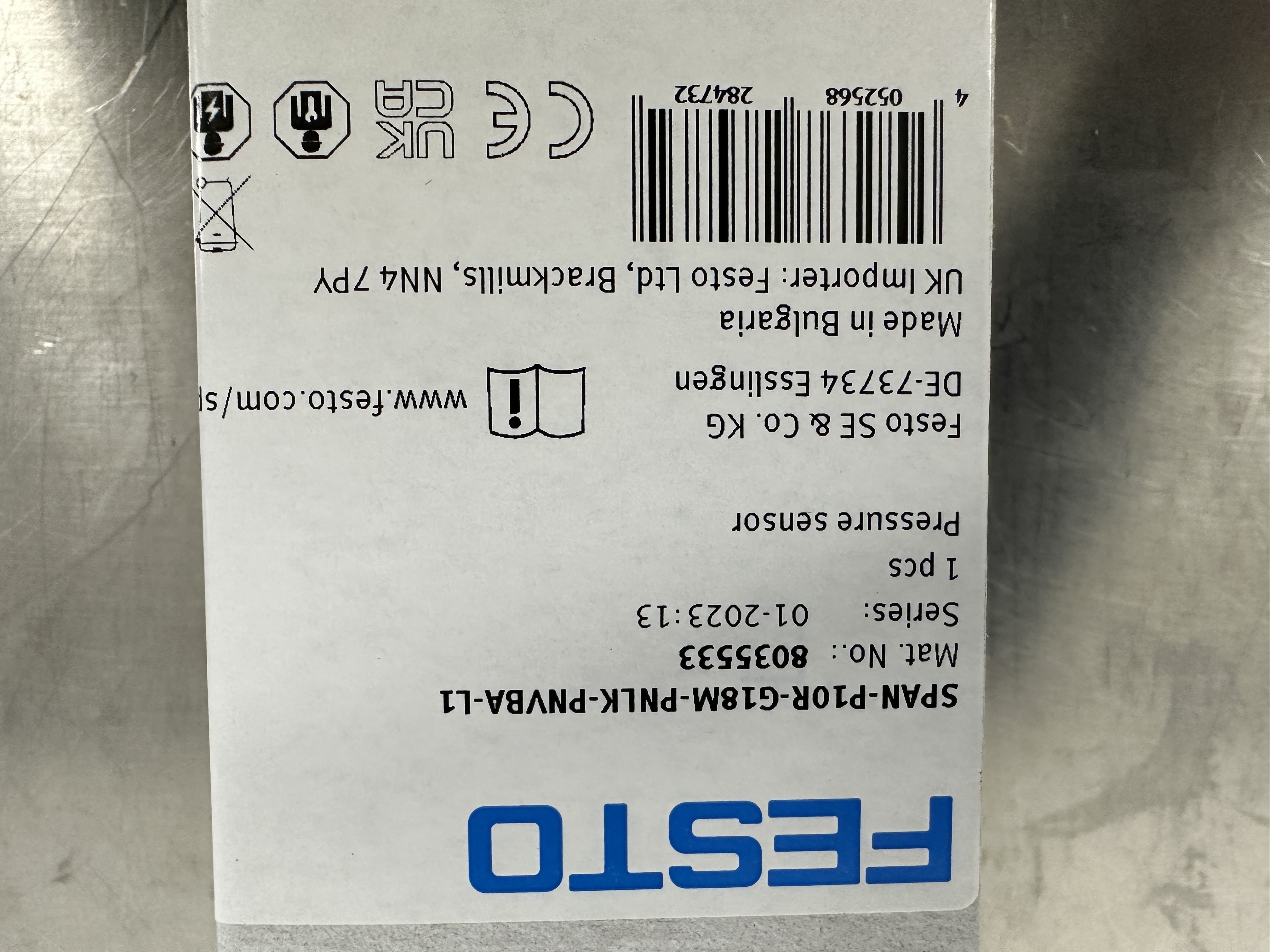 SPAN-P10R-G18M-PNLK-PNVBA-L1 / Pressure Sensor / FESTO