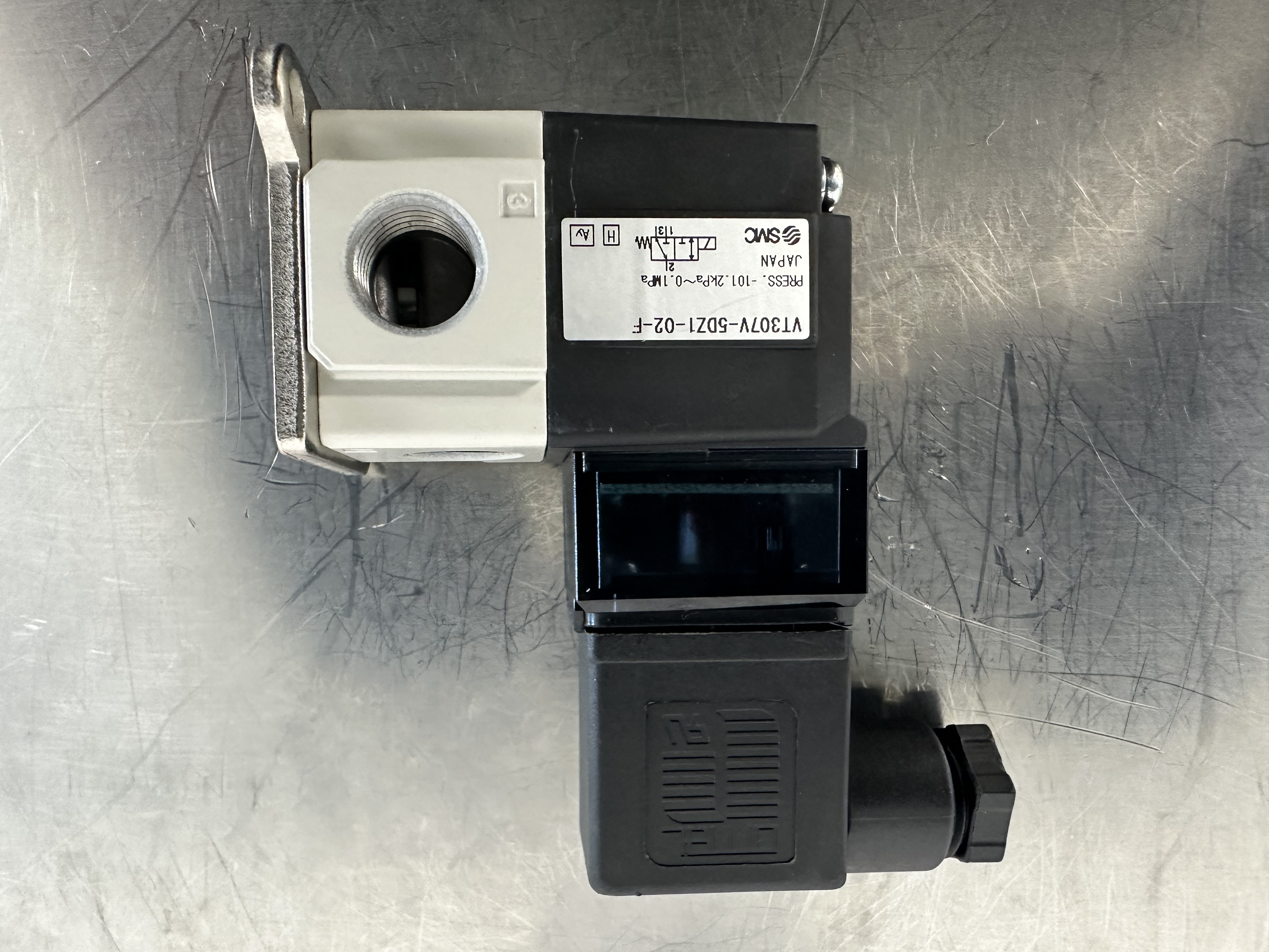 VT307V-5DZ-02-F / Valve / SMC
