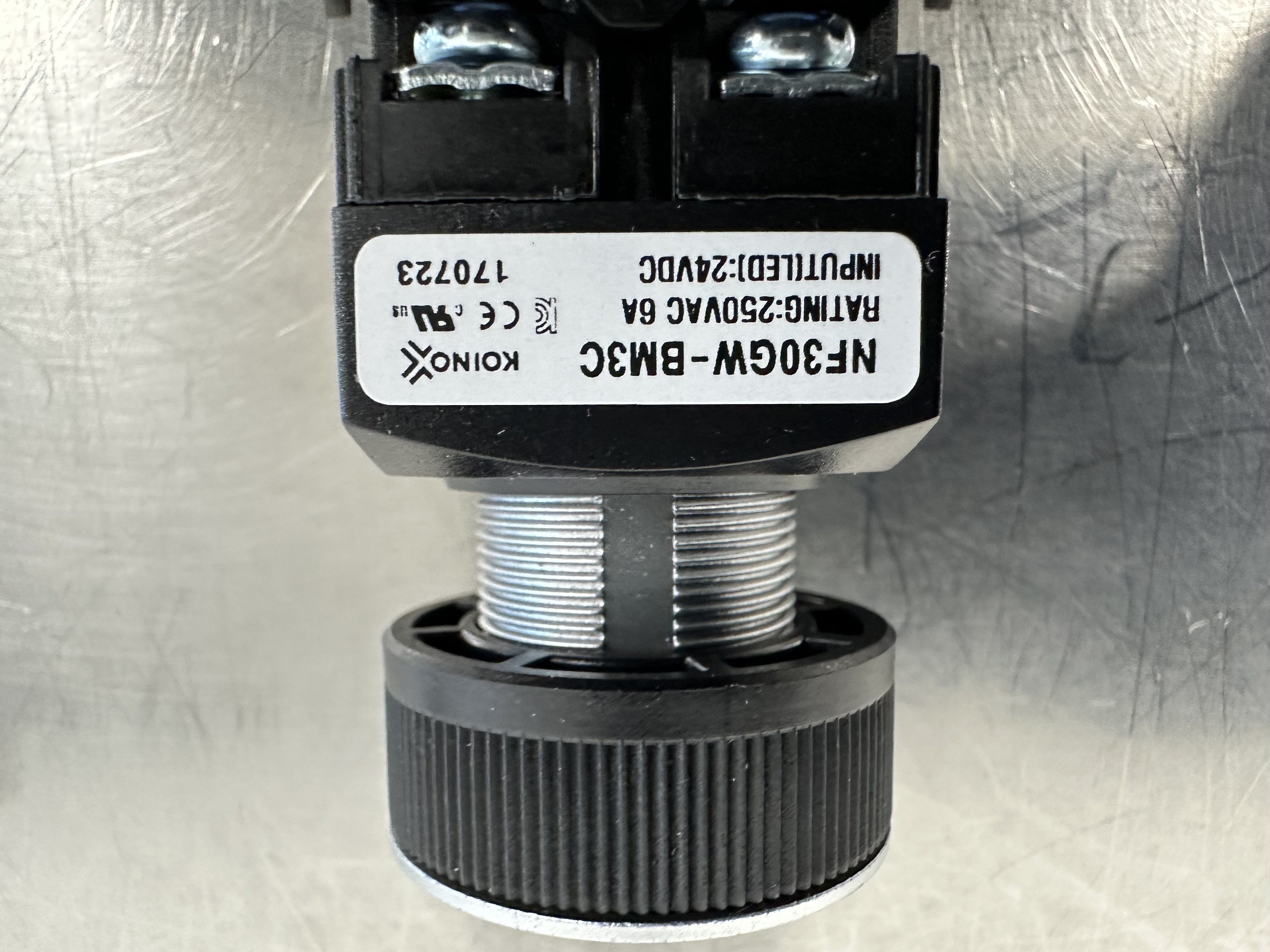 KH-NF30GW-B-M-3C-Y-11 / KOINO Push Button Switch / KUN HUNG ELECTRIC