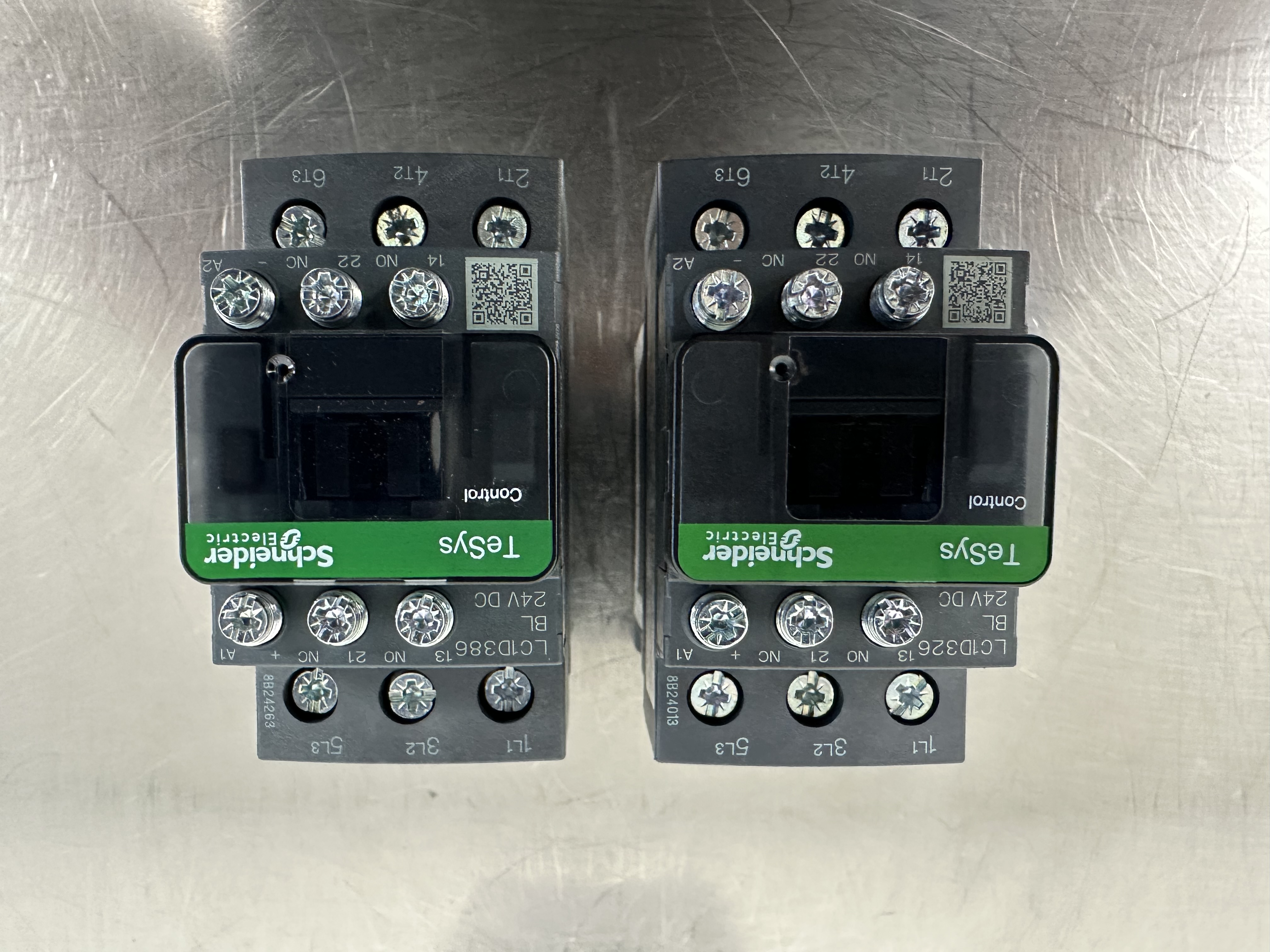LC1D326BL / Tesys Deca Contactors / SCHNEIDER ELECTRIC