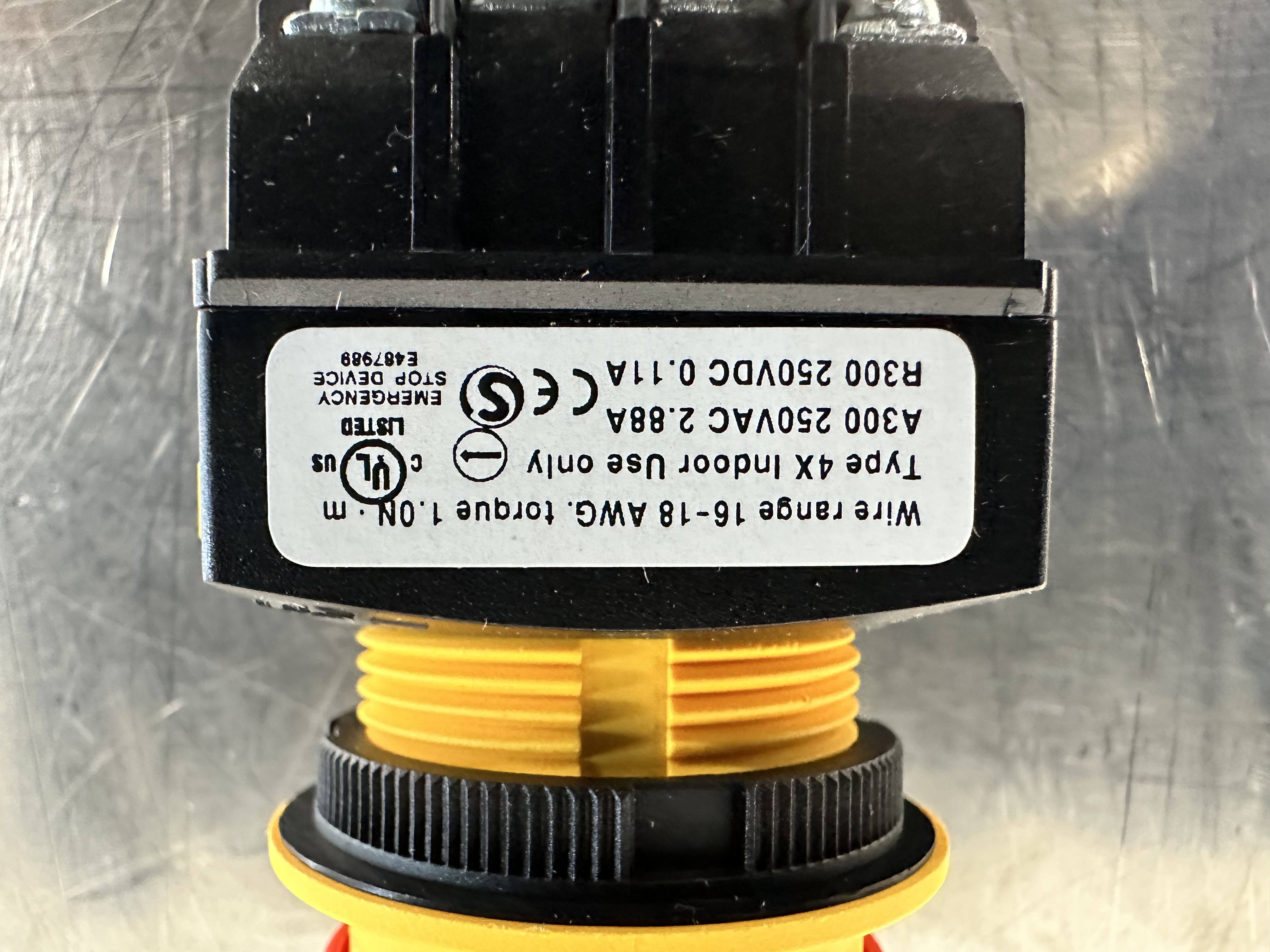 KH-KSEB-3043C12 / KOINO Emergency Stop Switch / KUN HUNG ELECTRIC (KOINO)