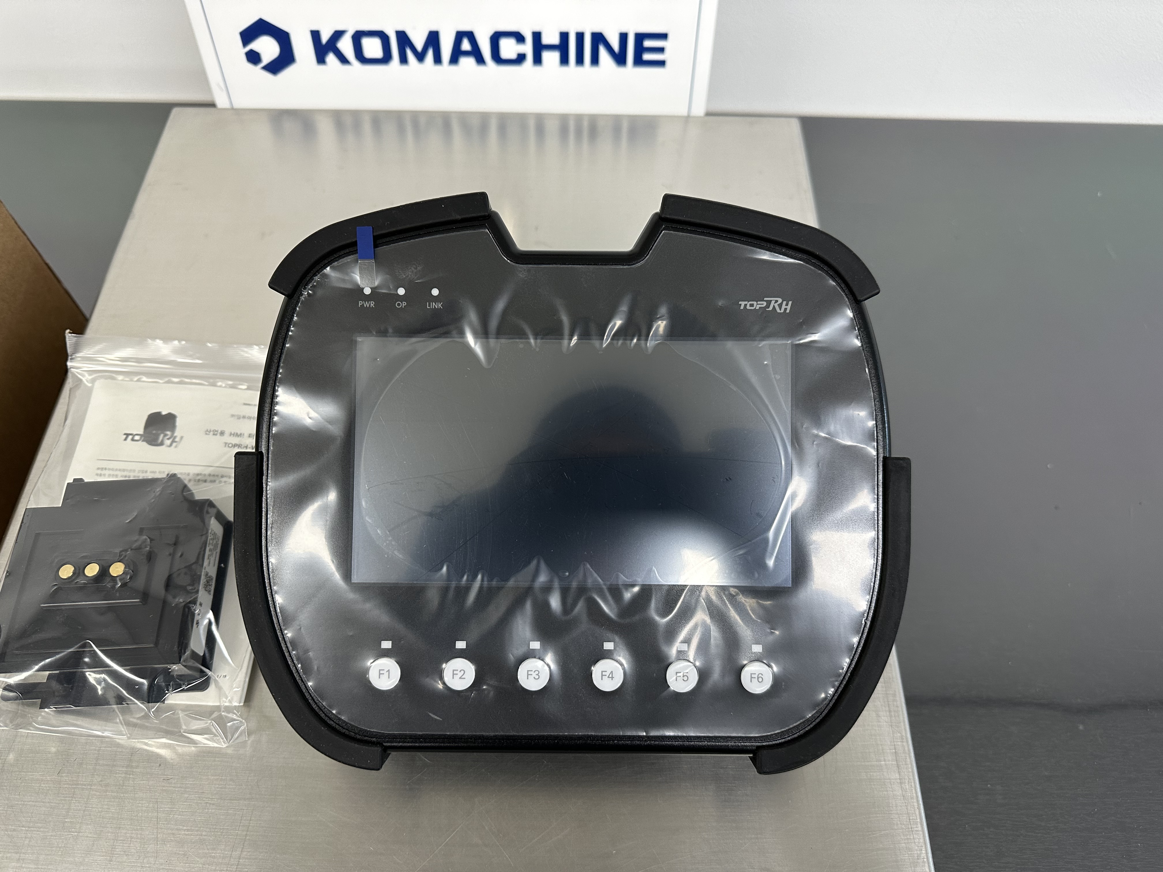 TOPRH0700WD-W / Wirless Touch Screen / M2I CORPORATION