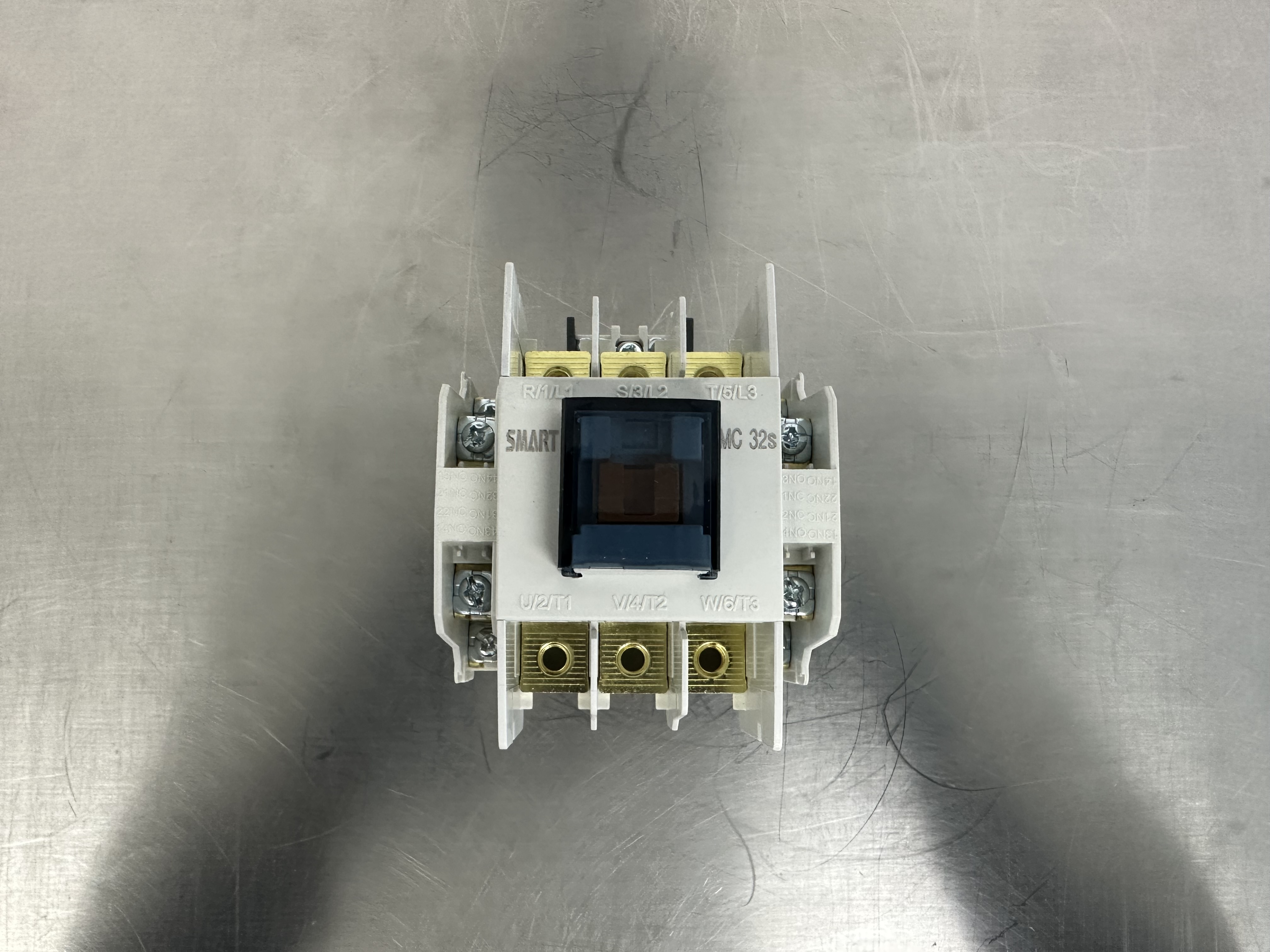 MC-32S / Magnetic Contactor / DACO