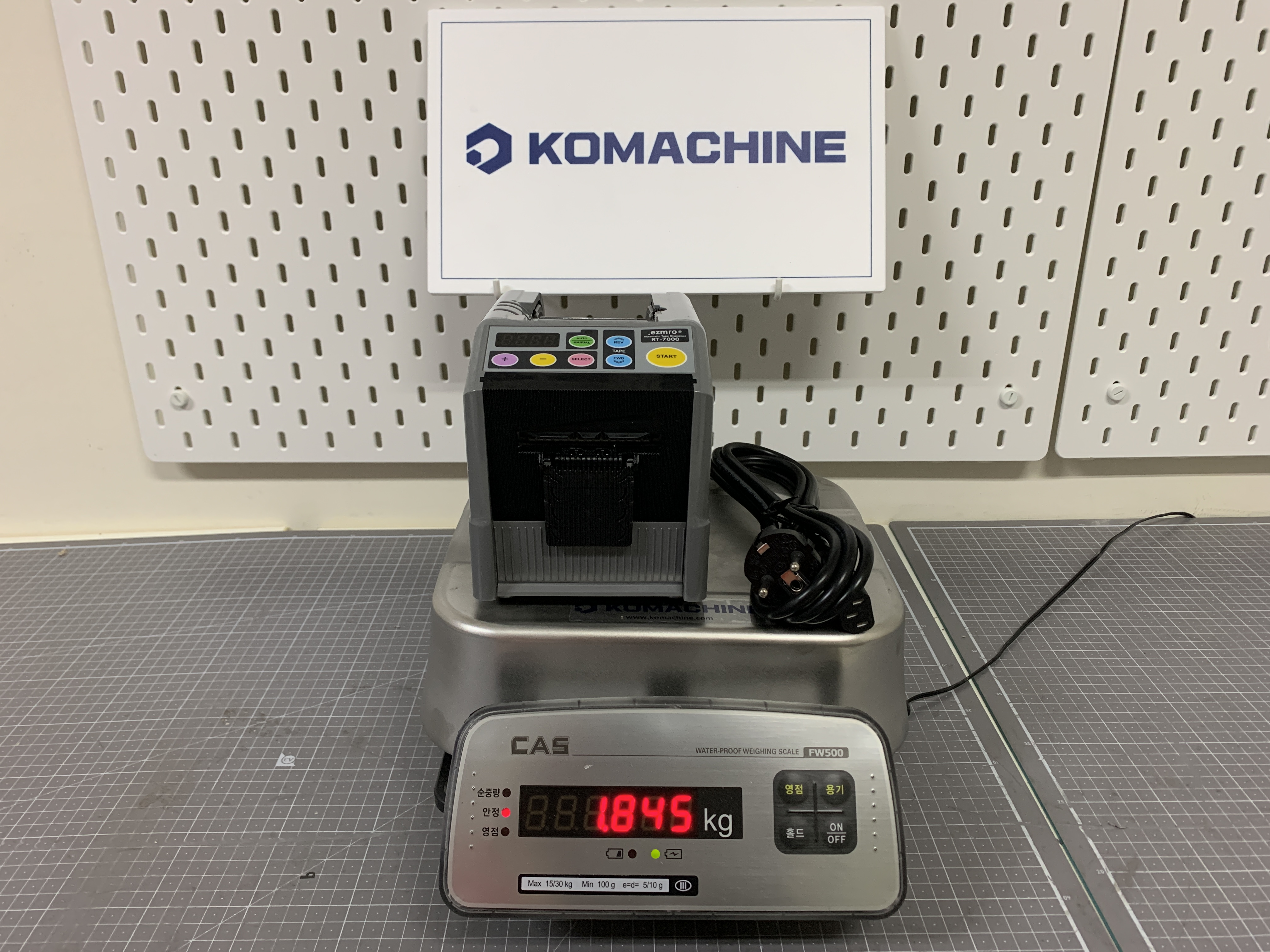 RT-7000 / Tape Dispenser / EZMRO