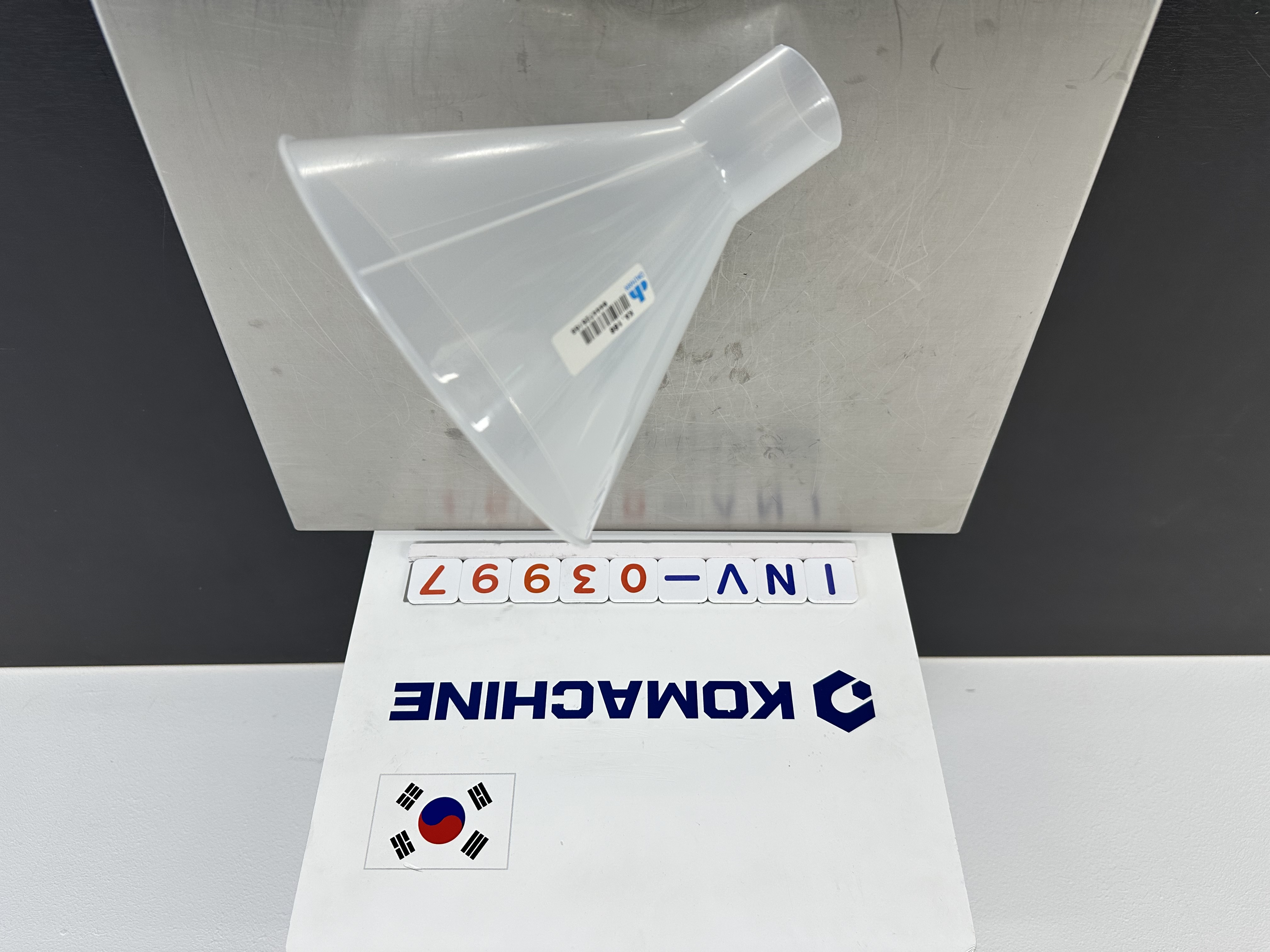 166 / Acid Resistant Funnel / KARTELL LABWARE