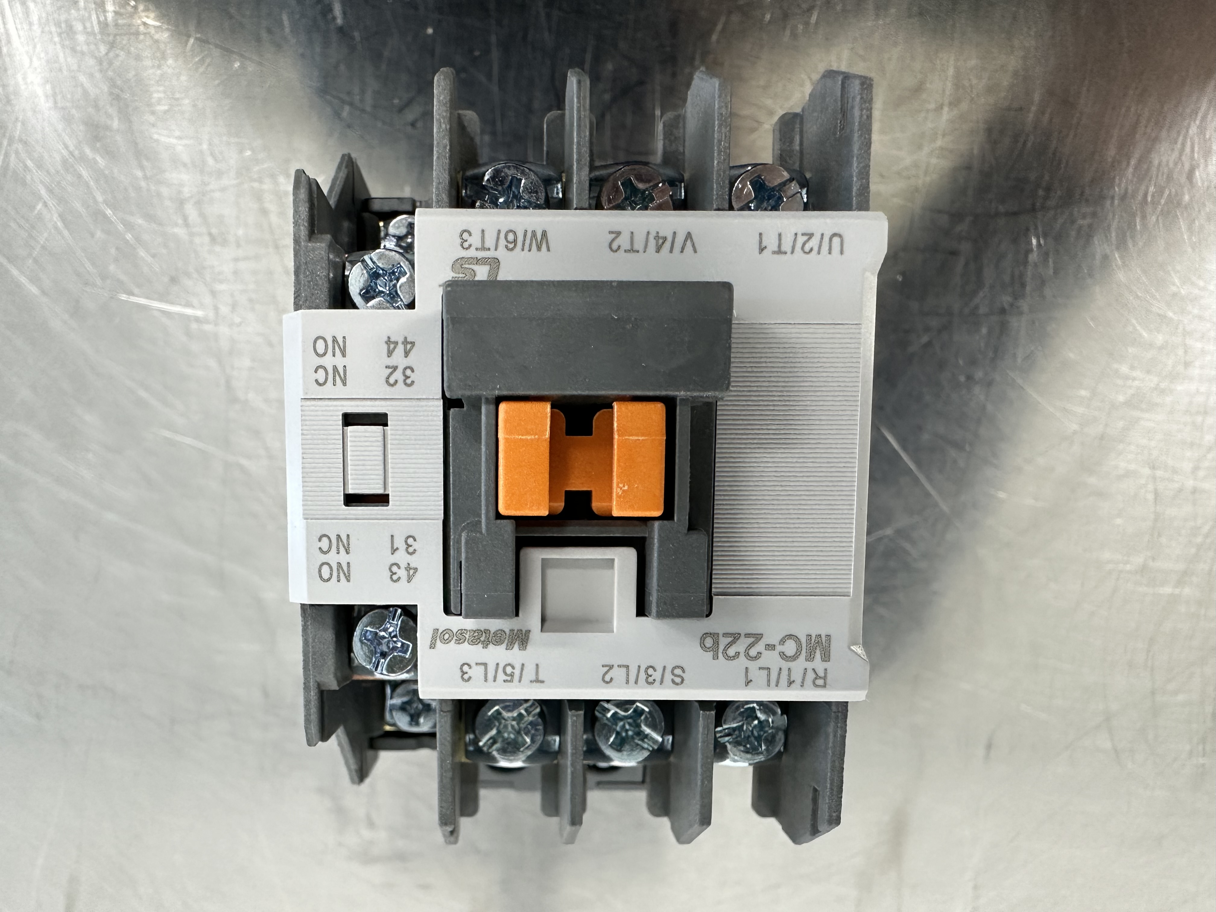 MC-22B-22A-220V / Magnetic Contactor / LS ELECTRIC