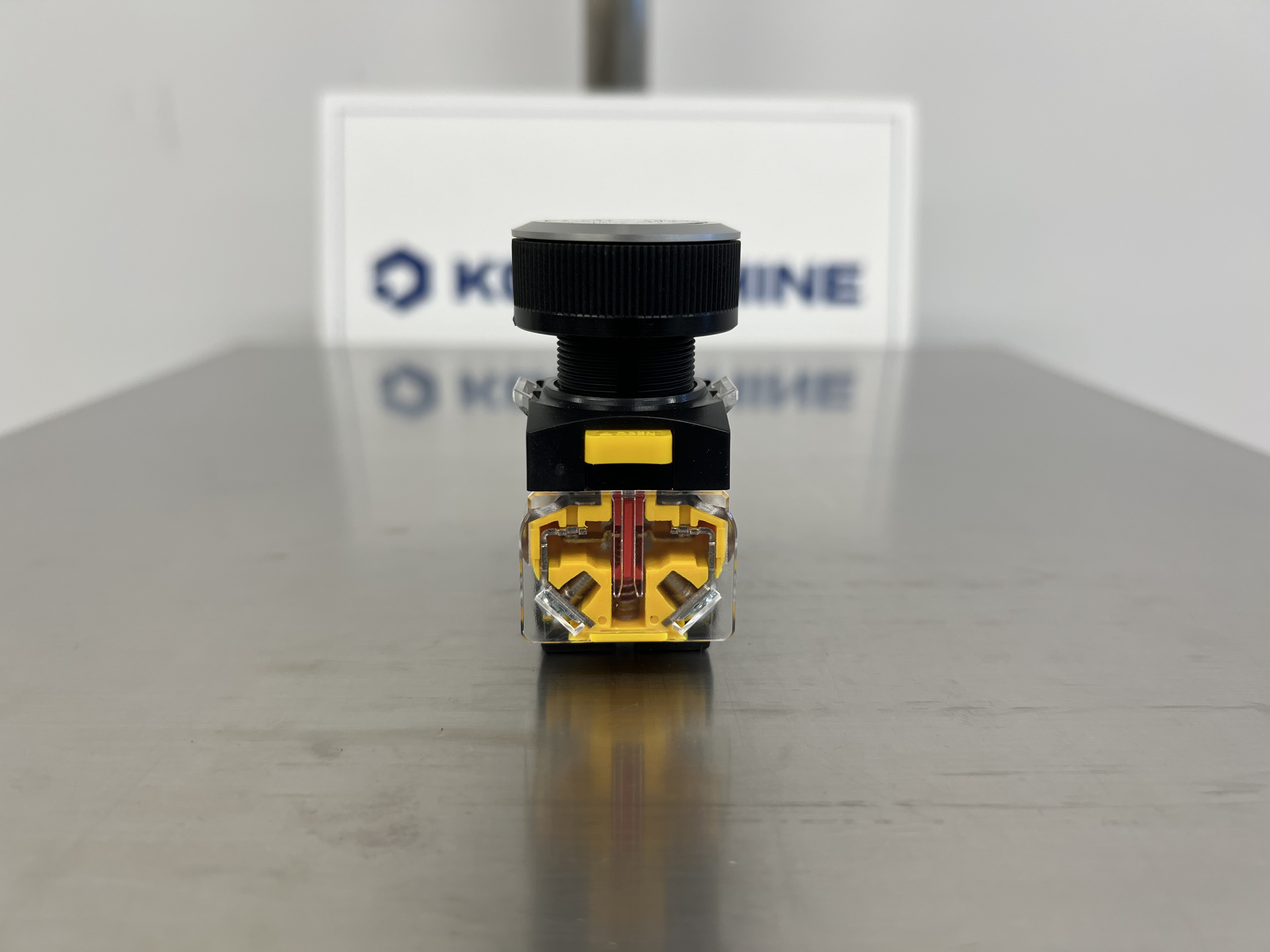 KH-NF30-BM3CBK11 / KOINO Illuminated Push Button Switch / KUN HUNG ELECTRIC