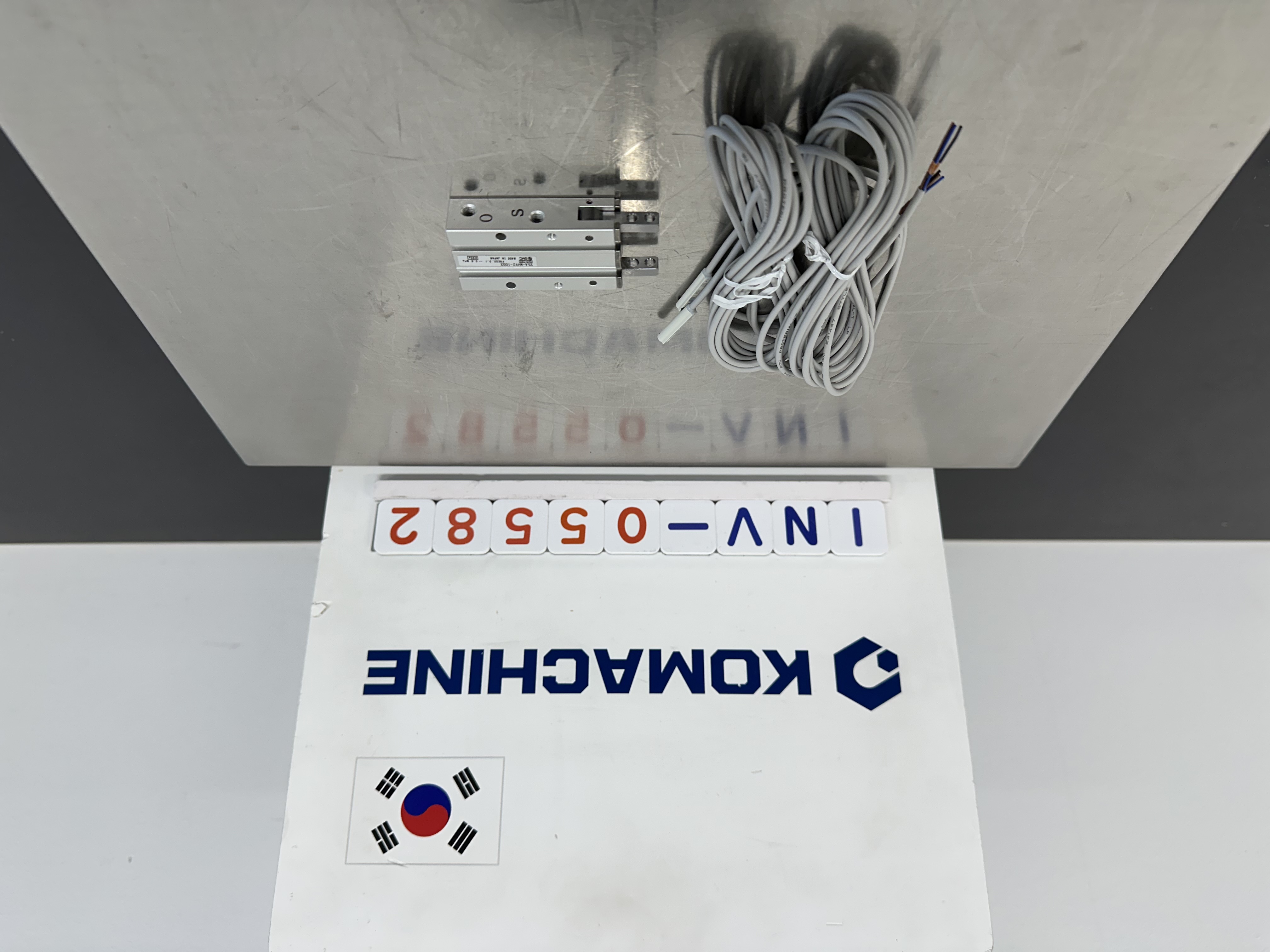 25A-MHY2-10D2-M9NL / Air Chuck / SMC