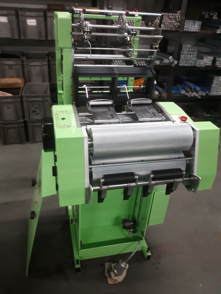 2ND-100 / Needle Loom Machine / SAEHWA PRECISION MACHINE