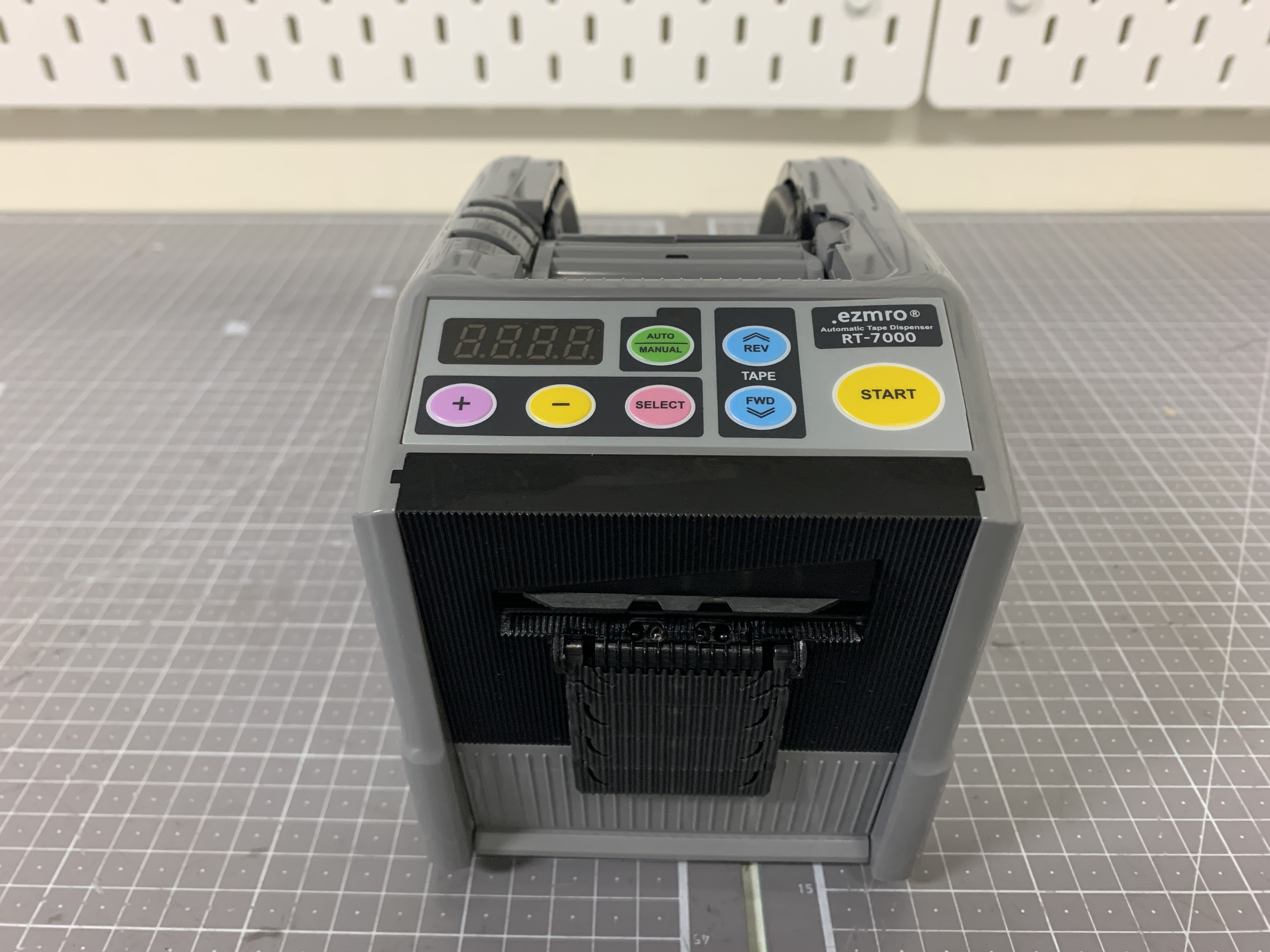 RT-7000 / Tape Dispenser / EZMRO